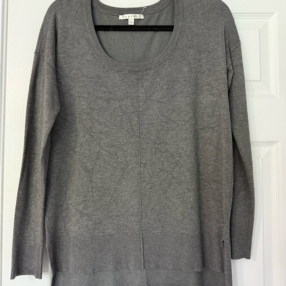 Cyrus | Sweaters | Cyrus Gray Crew Neck Sweater Classic Knit Design ...